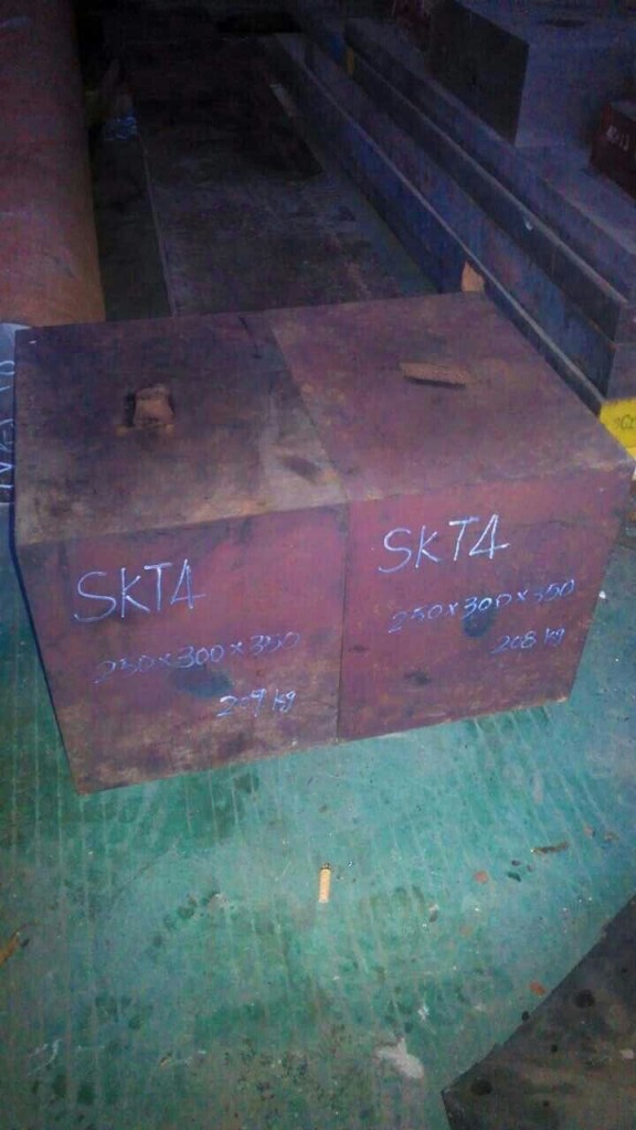 ASII H13 VS JIS SKT4 Hot work Tool Steel compare in Hot forging mold ...